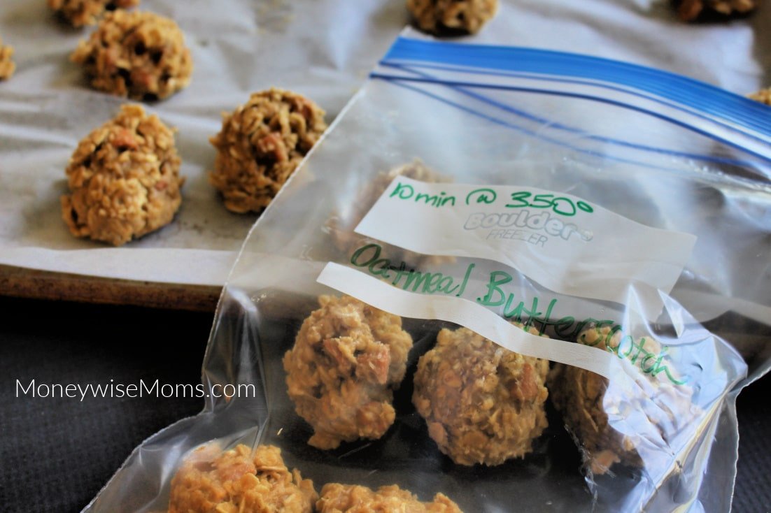 Sweet and Chewy Butterscotch Oatmeal Cookies - Moneywise Moms - Easy ...