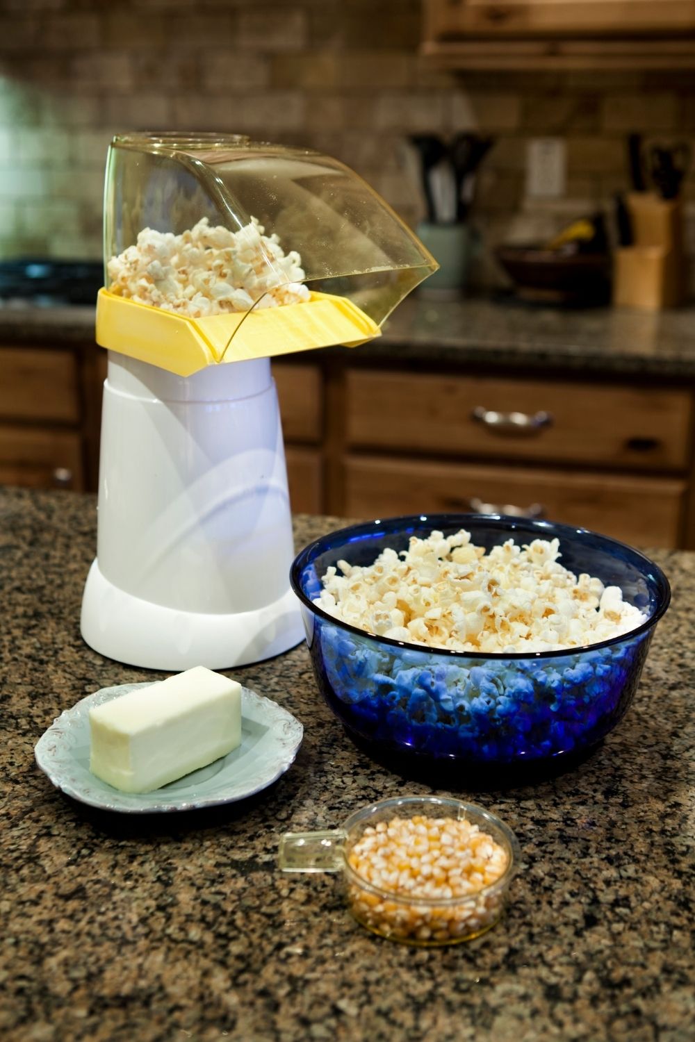 How to Make Popcorn at Home: 5 Easy Ways - Moneywise Moms - Easy Family ...