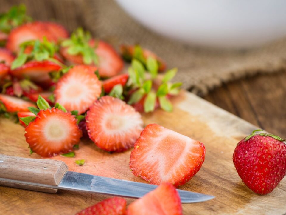 Strawberry Cream Cheese Dip - Moneywise Moms - Easy Family Recipes