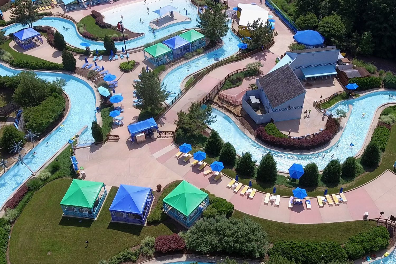 Guide to Water Country USA - Moneywise Moms - Easy Family Recipes